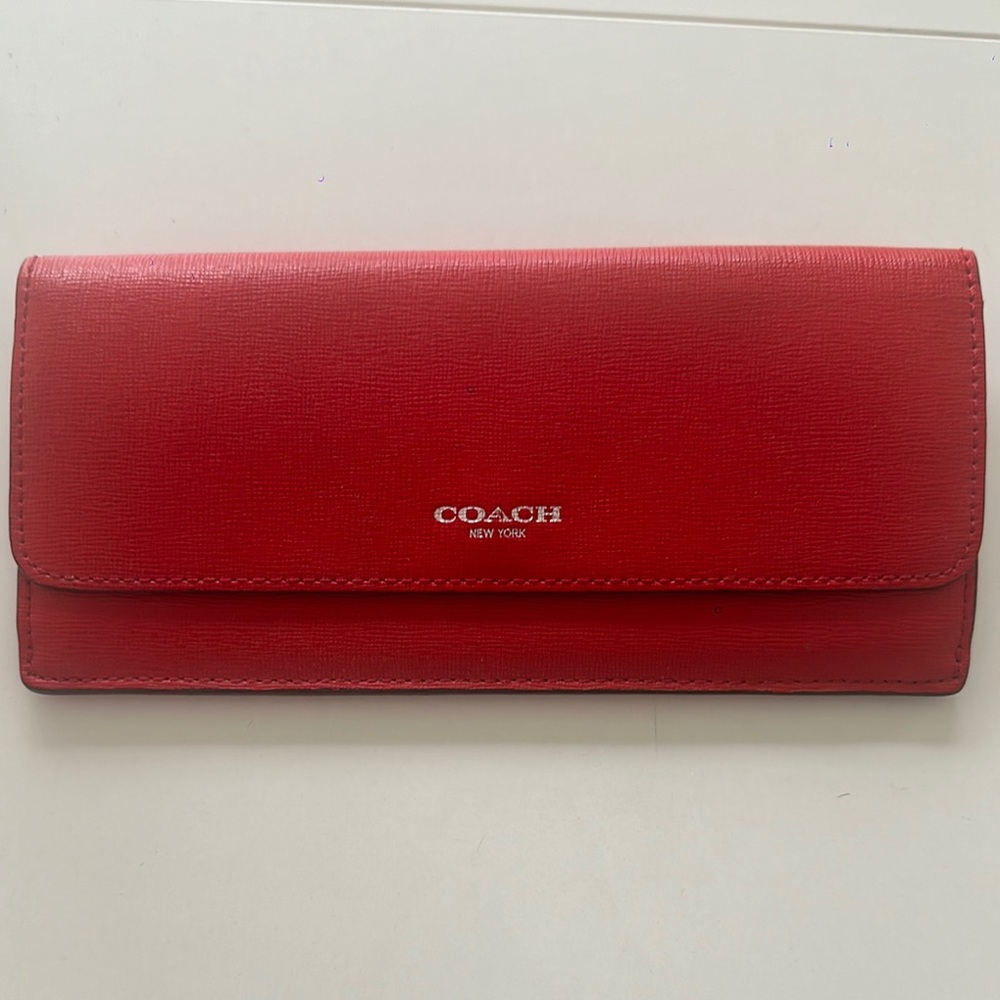 Coach Red Leather Wallet With Gold Logo - Gem